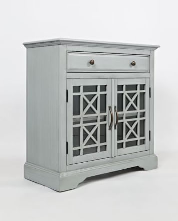 Craftsman 32 - Accent Chest